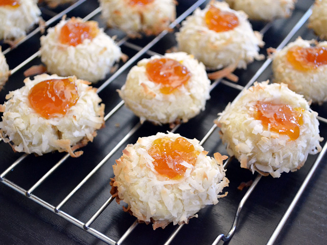 BISCUITS À LA NOIX DE COCO – Gâteaux & Délices