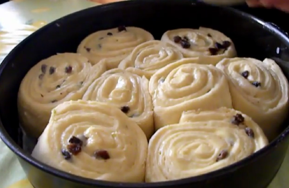 CHINOIS À LA CRÈME PÂTISSIÈRE – Gâteaux & Délices