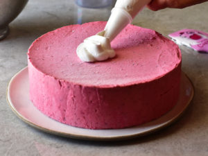 Plaisir aux fruits rouges – Gâteaux & Délices